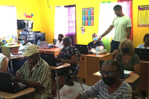 Cyber Senior Program registration is open | Sint Maarten Library