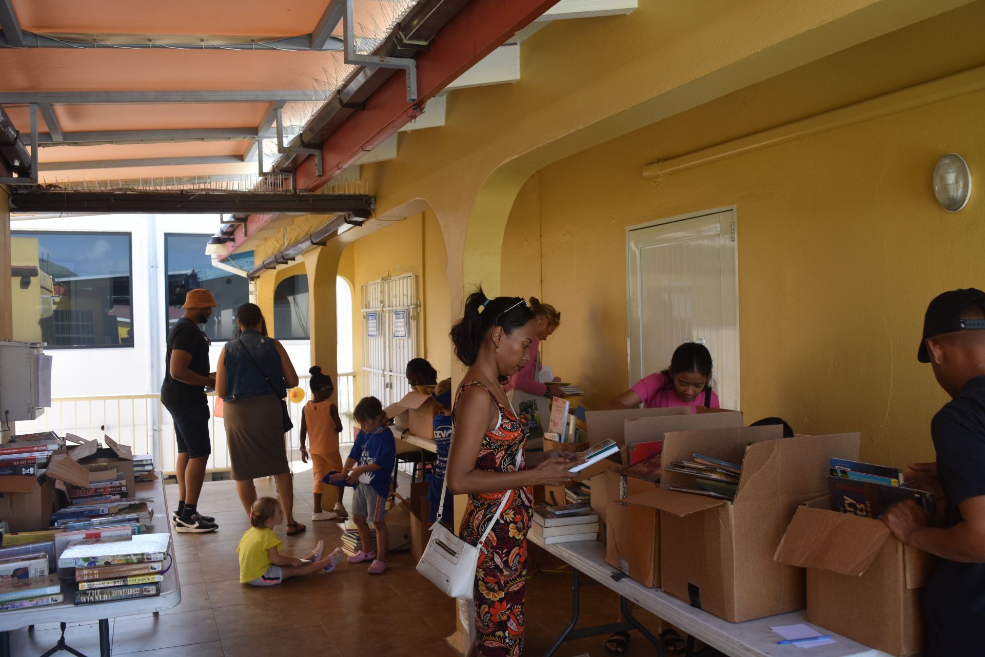 A tremendous turn out of the community to the Sint Maarten Library book ...
